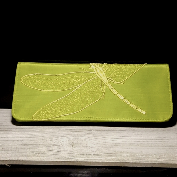 Shiraleah | Bags | Silk Dragonfly Embroidered Clutch Purse Red Carpet ...